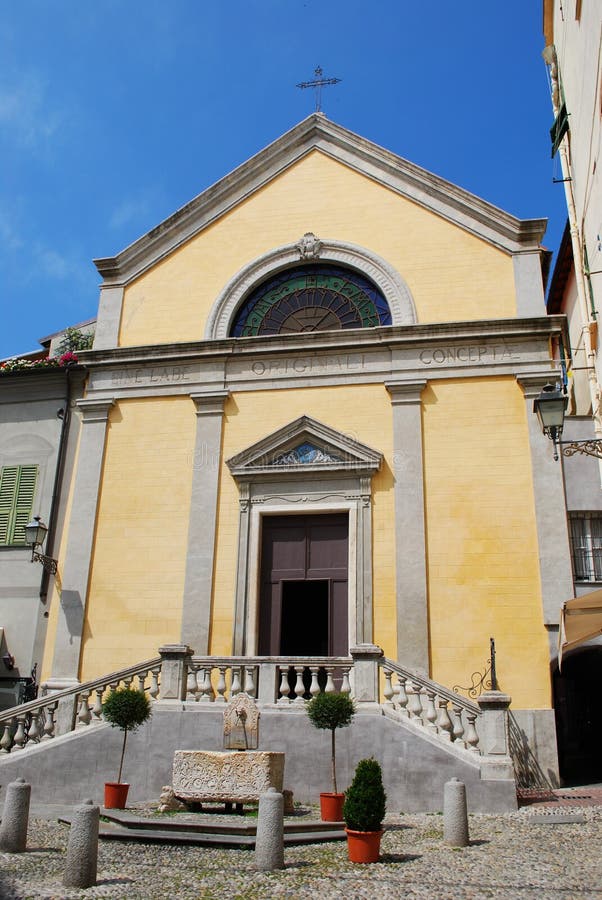 Yellow church stock image. Image of temple, italy, religious - 29342625