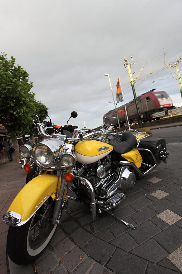 Yellow Classic Motorcycle editorial stock image. Image of davidson ...
