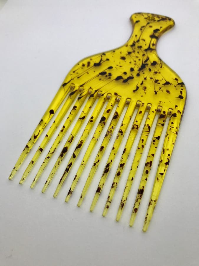 Yellow Comb Stock Photos - Download 18,170 Royalty Free Photos