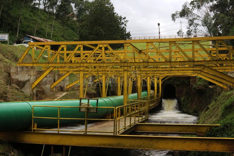 Yellow Dam Architecture Rivers Stock Photos - Free & Royalty-Free Stock ...