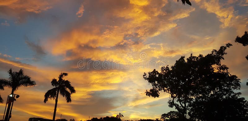 Yellow Dramatic Twilight Sky Stock Photo - Image of dusk, dramatic ...