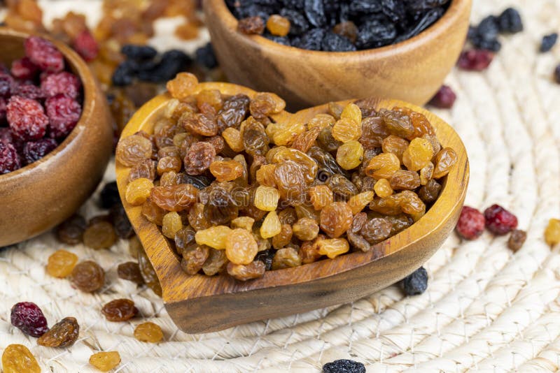 Yellow Dry Raisins Cooking Desserts Stock Photos - Free & Royalty-Free ...