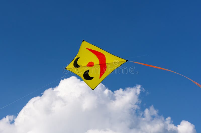 Smiley Face Kite Stock Photos - Free & Royalty-Free Stock Photos from ...