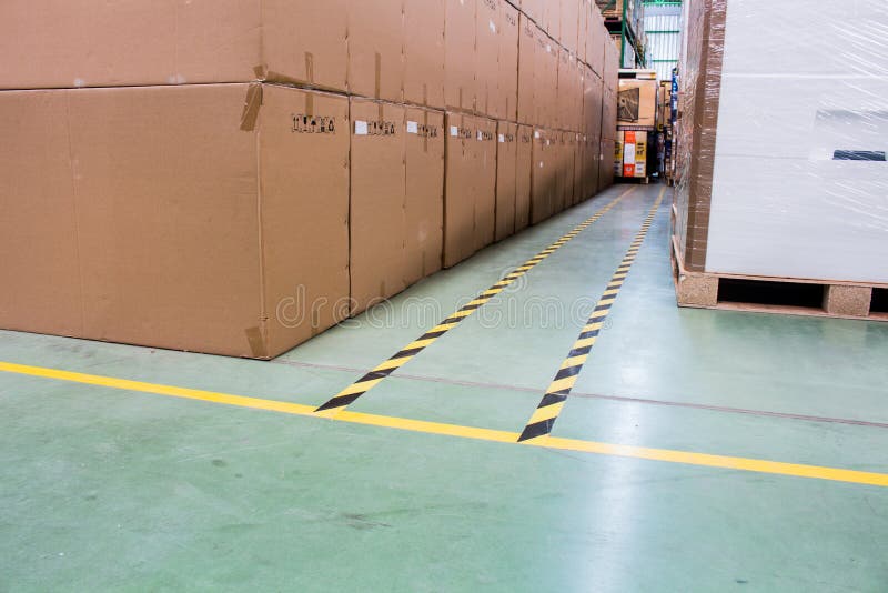 The Yellow Line Breaks of Empty Space for Keep Material Boxes or ...