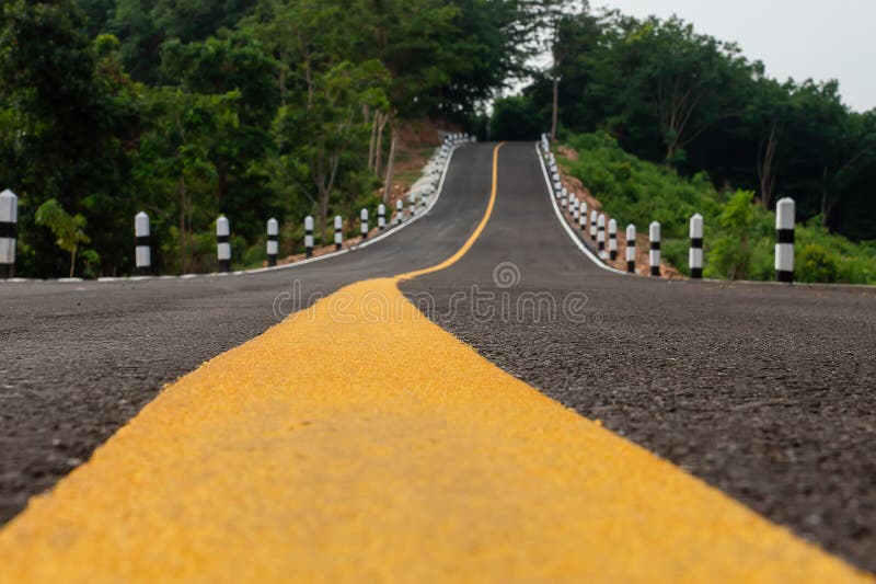 1,730 Single Yellow Line Road Stock Photos - Free & Royalty-Free Stock ...