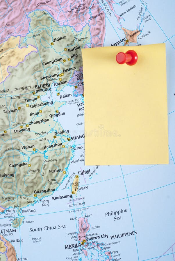 Yellow Note and Red Pin on Map Stock Photo - Image of note, business ...