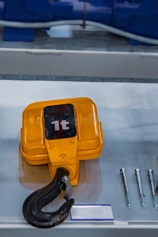 Yellow Overhead Crane Carries Cargo in Engineering Plant Shop Stock ...