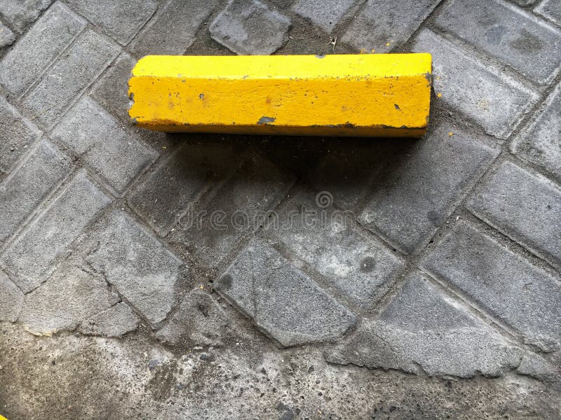 Yellow parking sign stock image. Image of symbols, yellow - 202757819