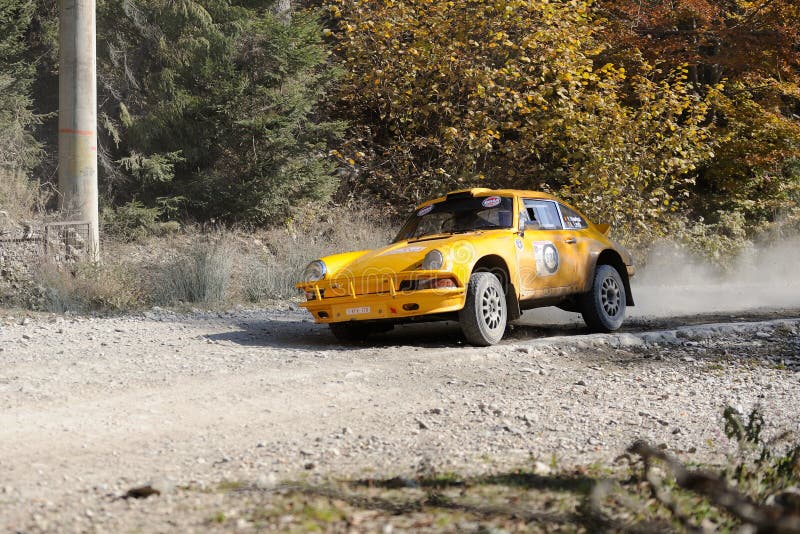 Yellow Porsche at Tess Rally Editorial Photography - Image of porsche ...