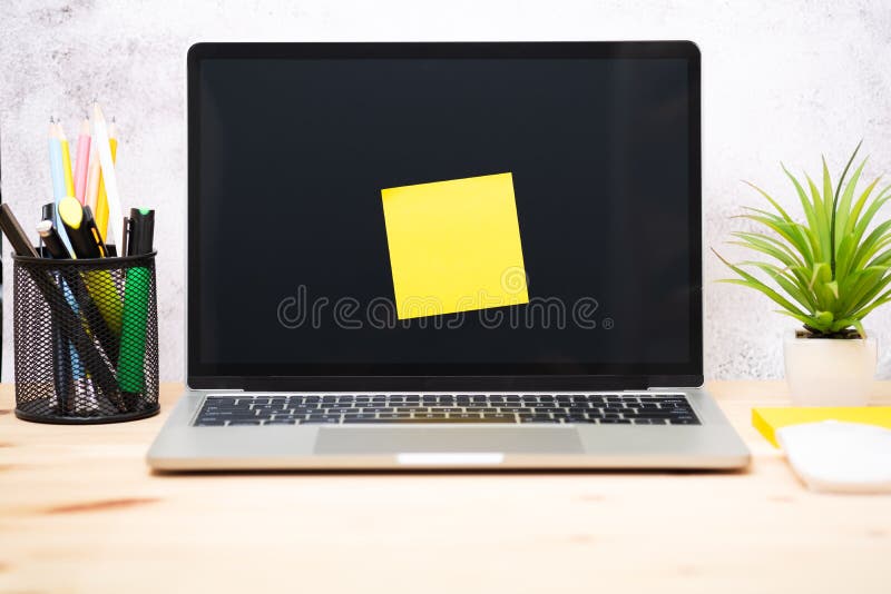 Yellow Post-it on the Laptop. Memo Paper on a Screen Laptop Computer ...