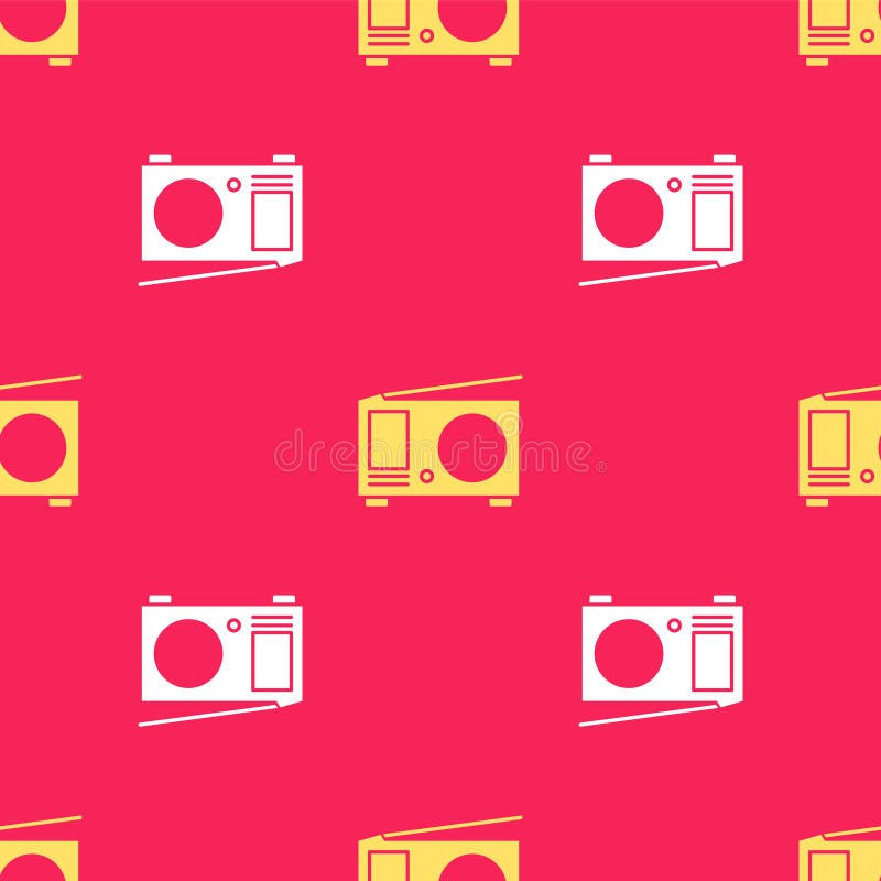 Yellow Radio with Two Speech Bubbles Stock Vector - Illustration of ...