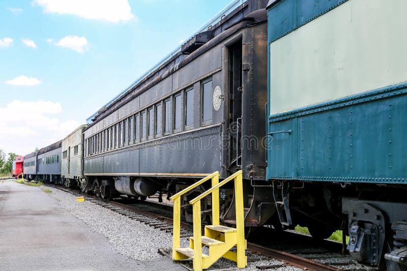 Yellow Steps To Old Georgia Railroad Editorial Photography - Image of ...