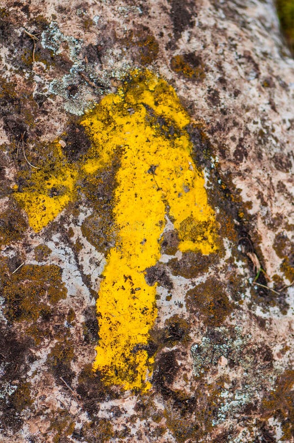 Stone Arrow Trail mark stock image. Image of sigh, footpath - 11132383