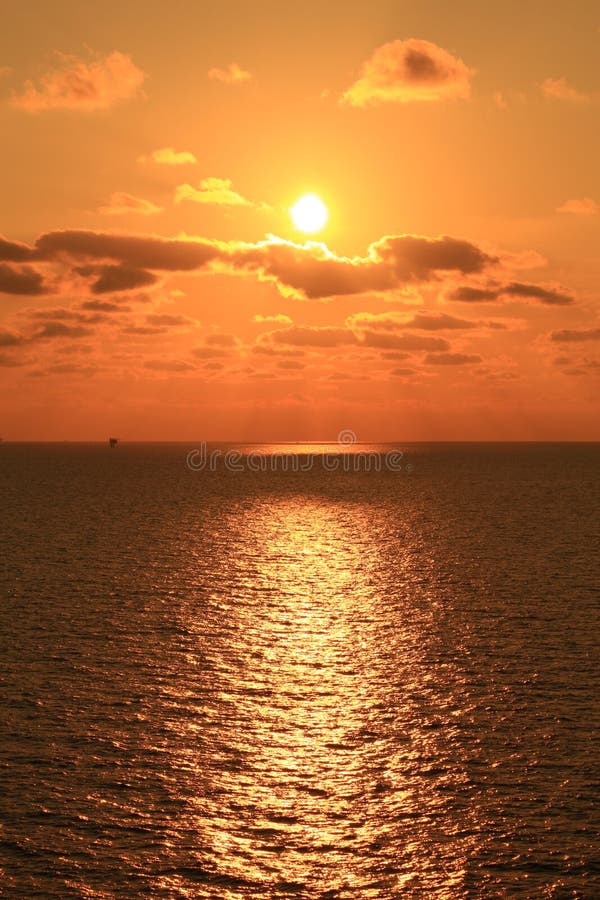 Yellow Sun Set in the Middle of the Ocean Stock Photo - Image of season ...
