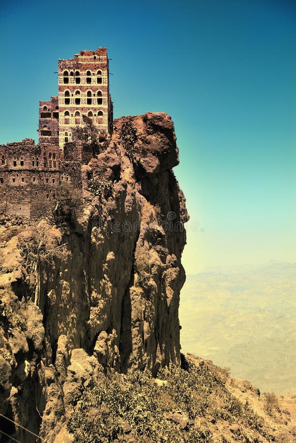 Panorama of Haid Al-Jazil in Wadi Doan - Hadramaut - Yemen Stock Photo ...