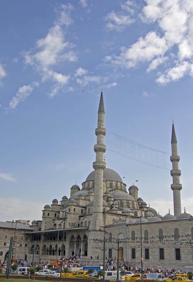 Yeni cami - istanbul stock image. Image of dusk, evening - 31064637