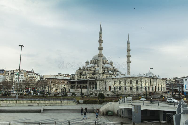 Yeni Cami or New Mosque editorial stock photo. Image of historical ...
