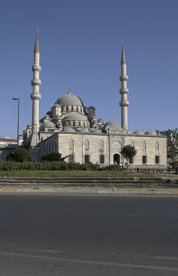 Yeni Mosque, Istanbul stock image. Image of istanbul - 25764139