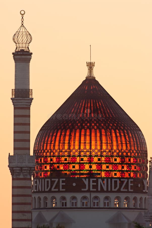 Yenidze in Dresden stock photo. Image of europe, light - 31855952