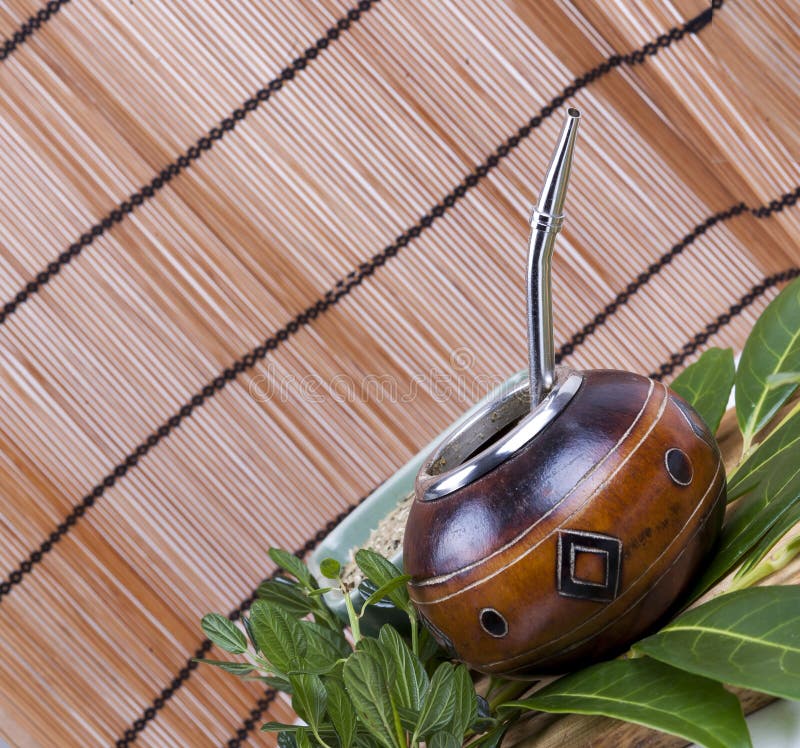 Yerba Gehilfencup Und -stroh Stockbild - Bild von peru, paraguay: 84443357