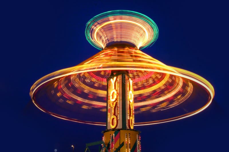 Yo-Yo Amusement ride stock image. Image of carnival, fair - 14897981