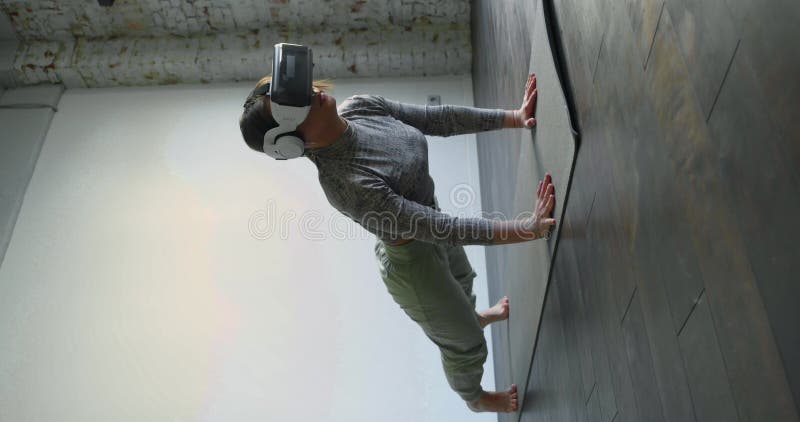 Yoga Practice with Virtual Reality Simulation - Vertical 4k Footage ...