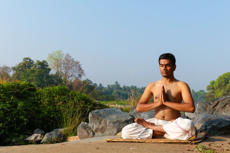 Yogui india foto de archivo. Imagen de indio, entrenamiento - 89726544