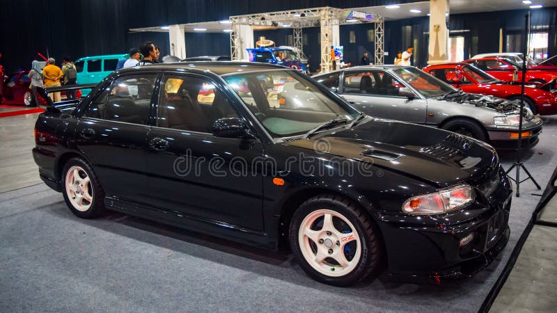 Black Mitsubishi Lancer Evolution III in Black Auto Battle Yogyakarta ...