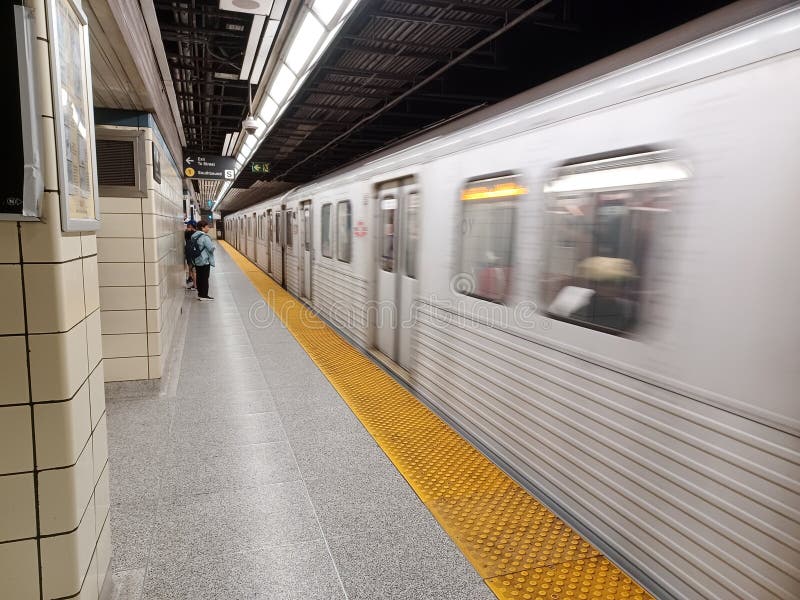 Yonge Subway Station Interior View Editorial Stock Photo - Image of ...