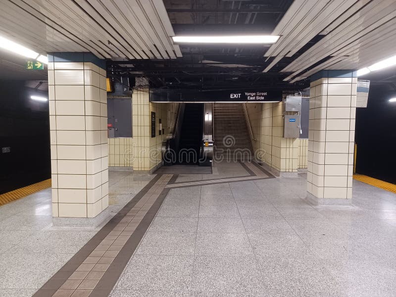 Yonge Subway Station Interior View Editorial Stock Photo - Image of ...