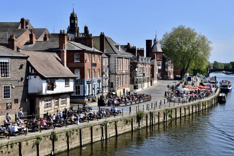 Pubs on the Kings Staith on the River Ouse. York, England, UK. May 24 ...