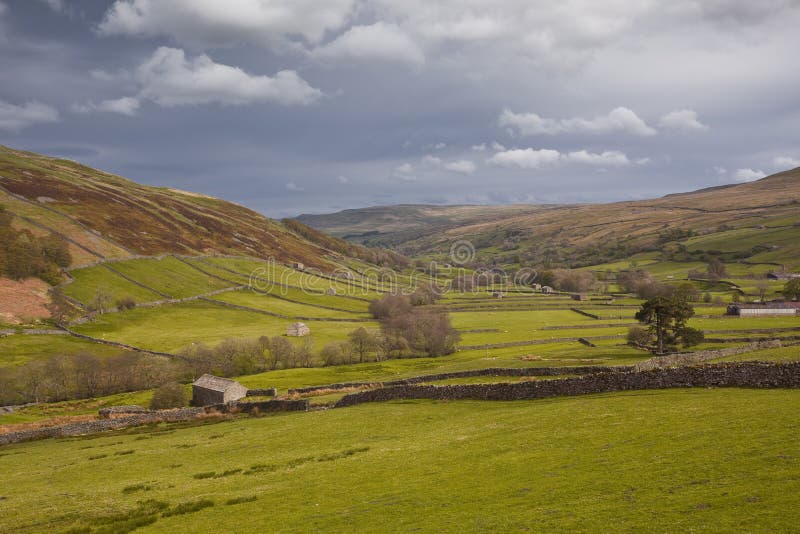 Beautiful Yorkshire Dales Landscape Stunning Scenery England Tourism Uk ...