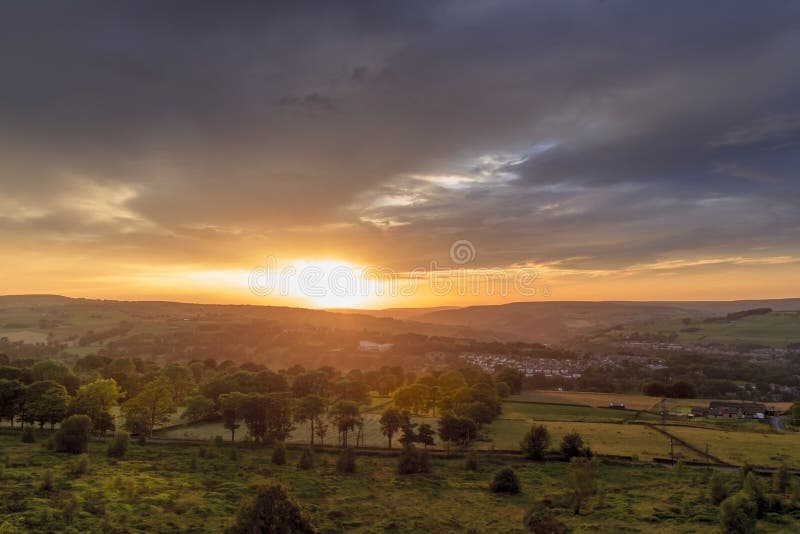 Yorkshire sunset stock image. Image of sunset, colours - 69669039