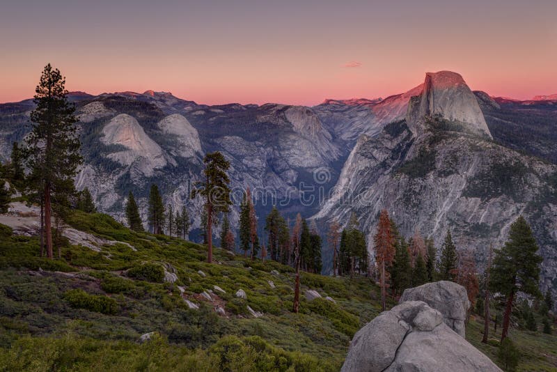 Yosemite Half Dome, Glacier Point Sunrise Stock Photo - Image of ...