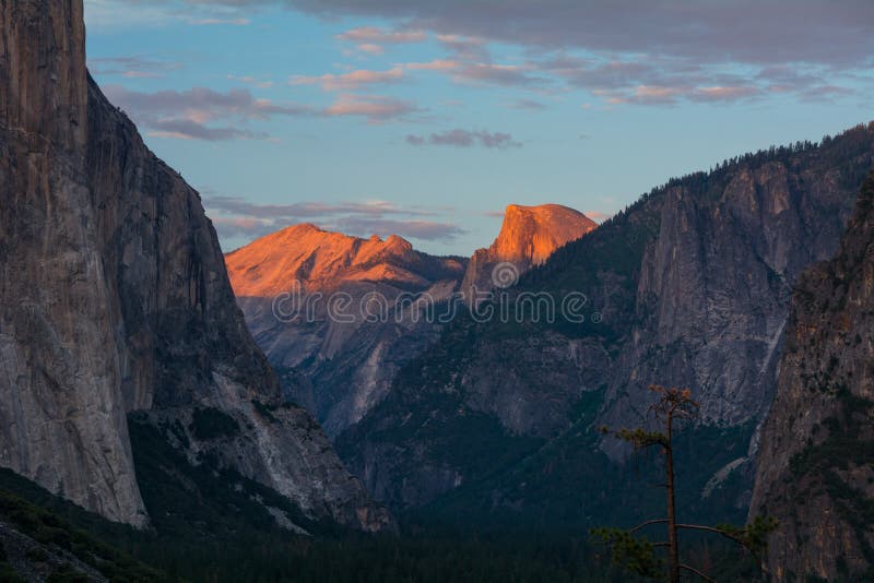 Yosemite Half Dome at Sunset Stock Image - Image of travel, mountain ...