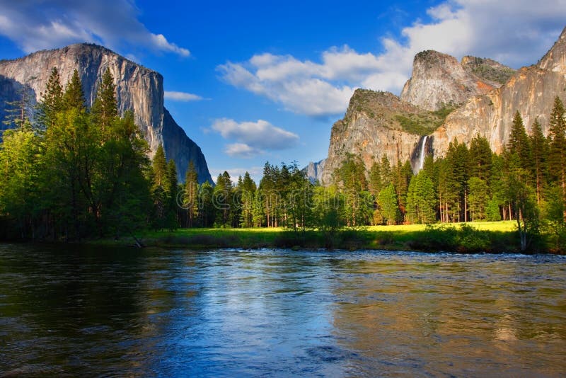 Merced River Landscape in Yosemite Stock Image - Image of scenic, trees ...