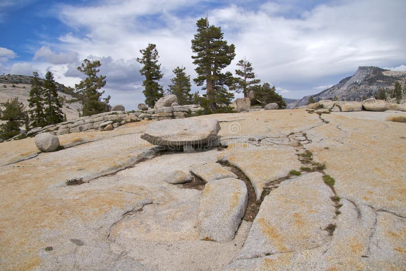 Yosemite NP, Olmsted Point stock photo. Image of nevada - 17456742