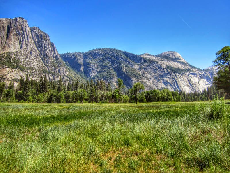 Yosemite Valley stock image. Image of yosemite, valley - 48670109