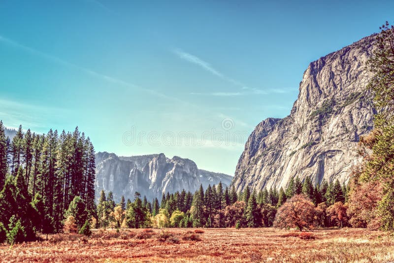 Yosemite Valley Park stock image. Image of nature, ridge - 213832485