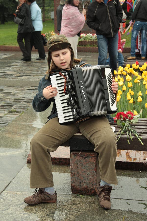 Accordion Player, Poor Child Busker Editorial Photography - Image of ...