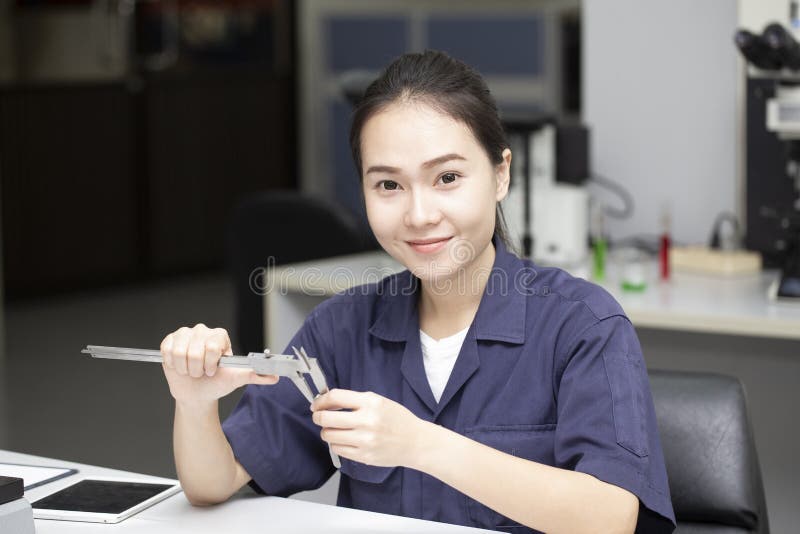 Woman Asian Engineer Doing Chemical Test in Laboratory Stock Photo ...