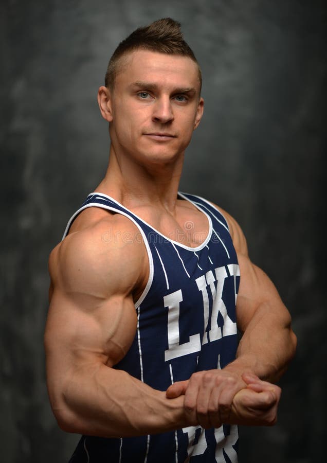 Young bodybuilder stock photo. Image of athletic, build - 78070456