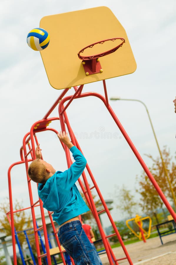 34+ Young boy playing basketball Free Stock Photos - StockFreeImages
