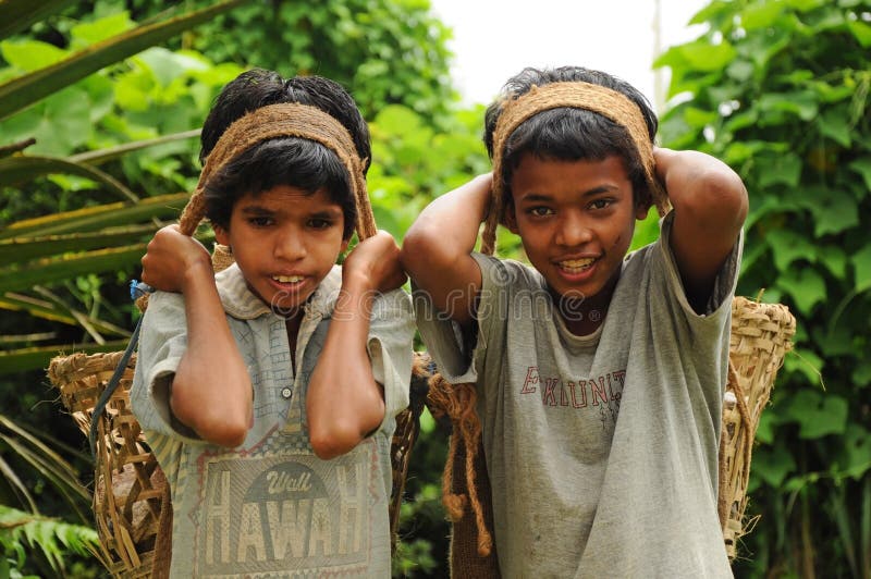 Young Boys Work Hard As Porters, India Editorial Photography - Image of ...