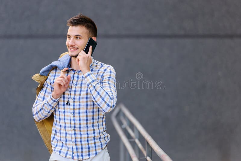 Young Business Traveler Using Cell Phone Stock Photo - Image of airport ...