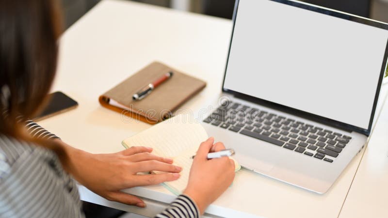 Young Businesswoman Taking Notes in Laptop Computer, Laptop Blank ...