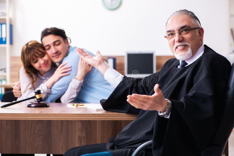 Young Couple in the Courthouse in Divorce Concept Stock Image - Image ...