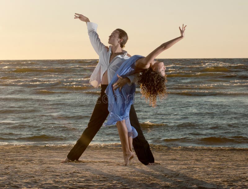 Couple dancing at sunset stock image. Image of relationships - 21525119