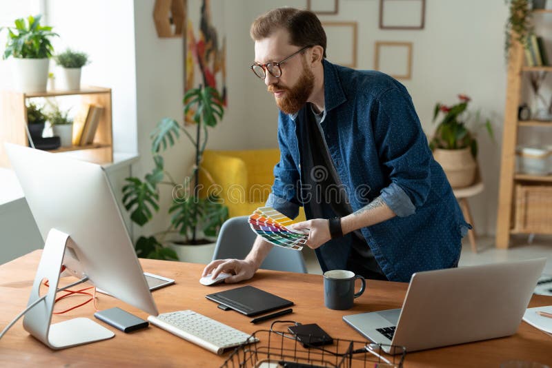 Man Bending Over Computer Stock Photos - Free & Royalty-Free Stock ...