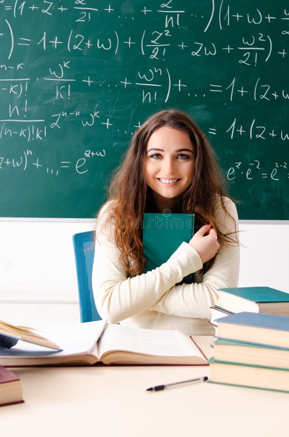 2,327 Math Physics Formulas Chalkboard Stock Photos - Free & Royalty ...